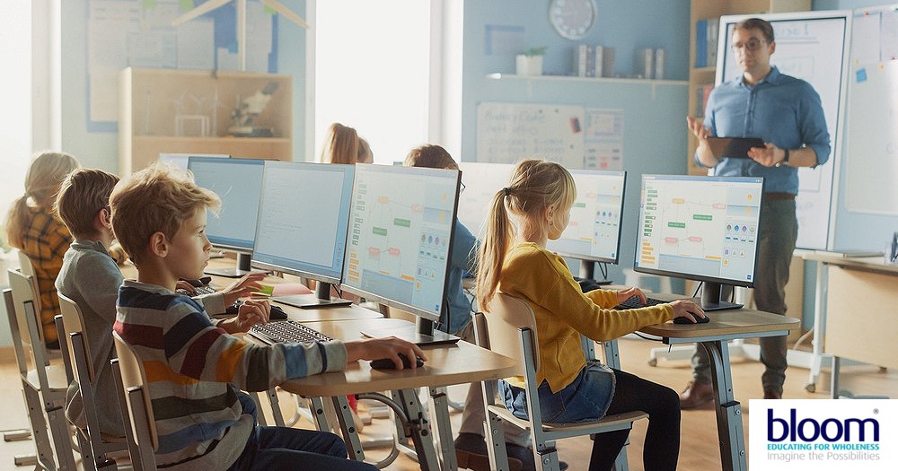 Nastavnik informatike (m/ž) | Bloom - Klix Posao