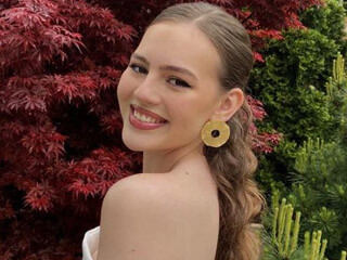 Riješite križaljku: Znate li ko je miss BiH na slici?