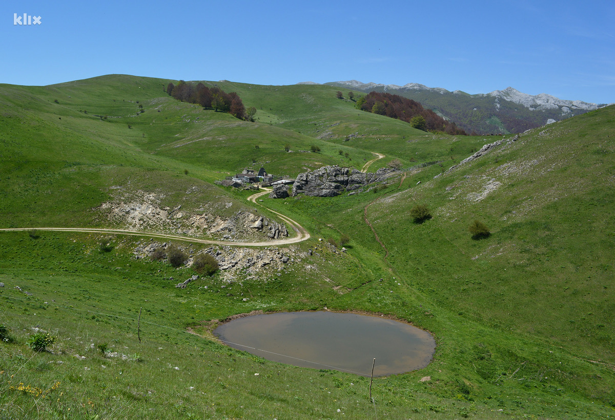 Stećci | Bosnian Monumental Medieval Tombstones - UNESCO World Heritage ...
