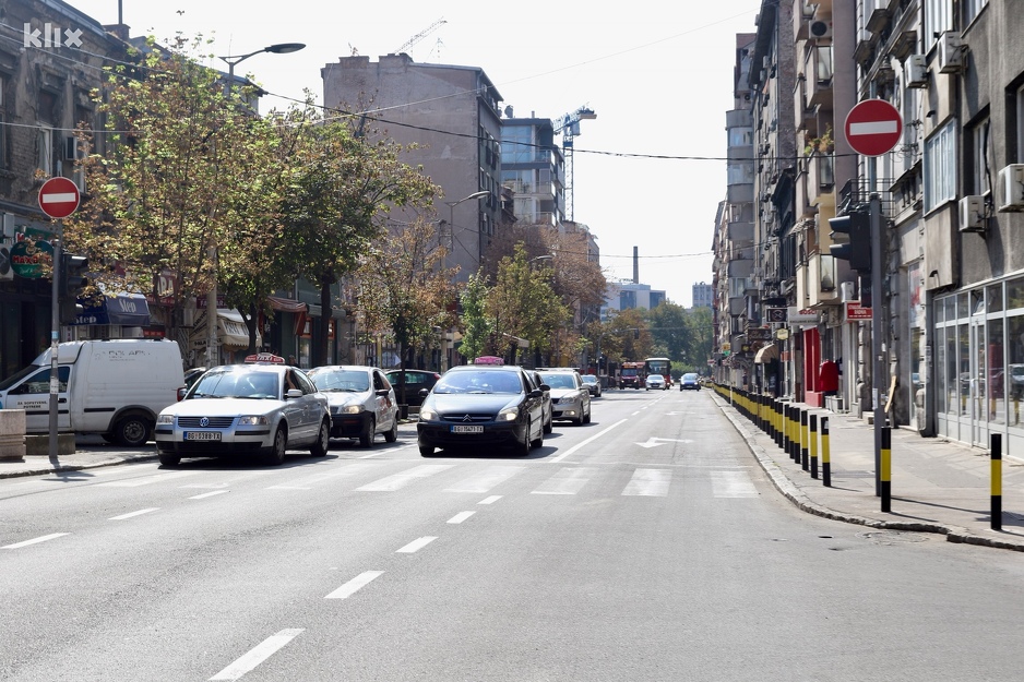 Sarajevska ulica u Beogradu: Od zanatskih radnji do prodavnica jeftine ...