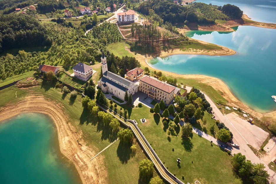 U jednom danu spojite historiju, prirodu i dobru hranu kroz Jablanicu i ...