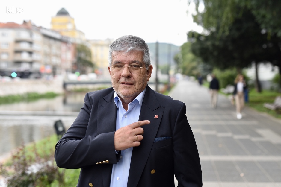 Dragan Mioković: U Našoj stranci 70 posto muškaraca ima knjižicu Armije BiH