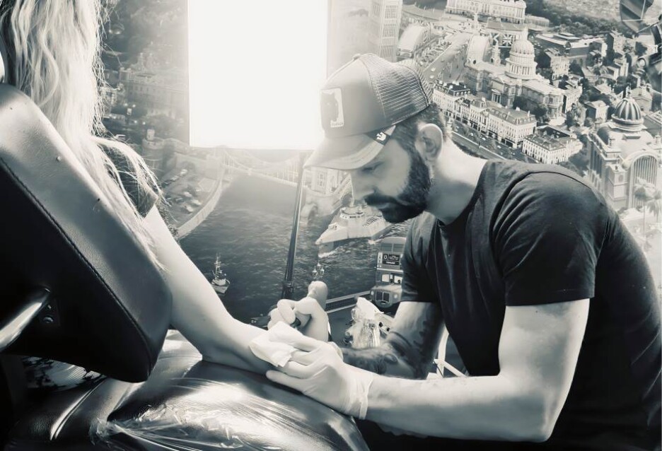 Tattoo artist iz BiH sarađuje sa zvijezdama u Hollywoodu: Kući sam ...