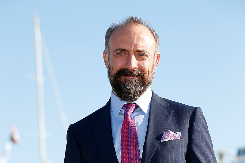 Halit Ergenc osuđen na uslovnu zatvorsku kaznu zbog pokušaja rušenja ...