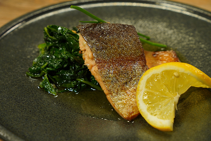 Riba na mediteranski način: Bogatstvo okusa na vašem stolu