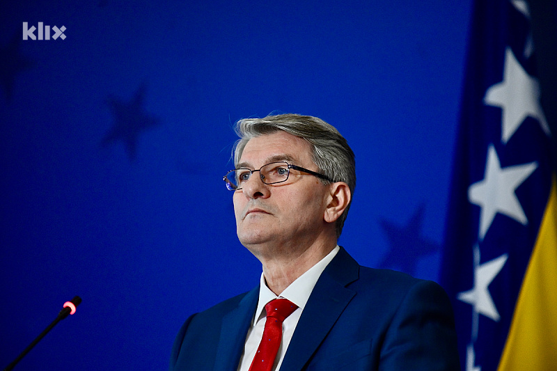 Stranka Šemsudina Mehmedovića podnosi krivičnu prijavu protiv Darka ...