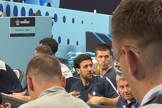 Vasilije Micić uočio svog dvojnika na tribinama pa mu poručio: "Hajde ...