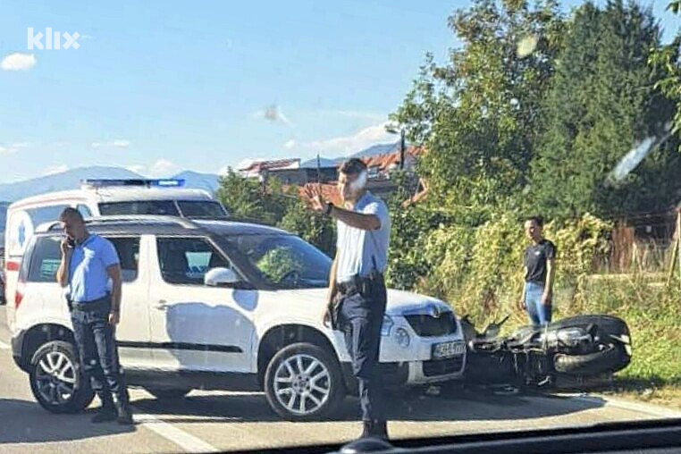 Motociklista povrijeđen u sudaru s automobilom kod Zenice