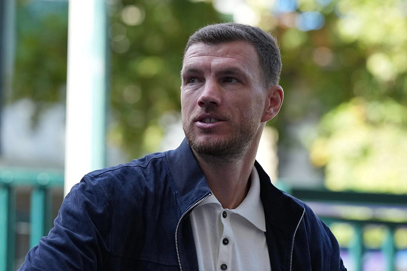 Džeko: Halide, hvala ti za sve emocije, za pjesme uz koje smo rasli