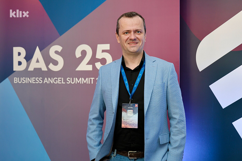 Rumun koji je u tri godine broj zaposlenih povećao za 30 puta: Mladi ...