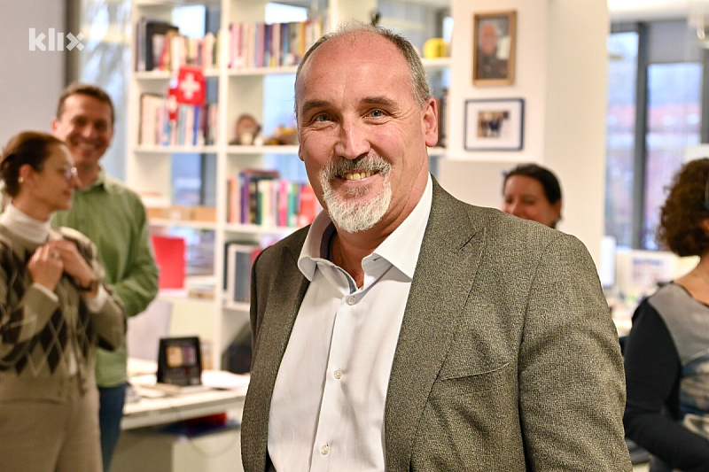 Gabriele Derighetti za Klix.ba: Ograničio bih neke privilegije ...