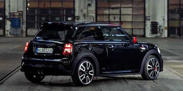 Liberty Walk pripremio tunerski paket za MINI Cooper