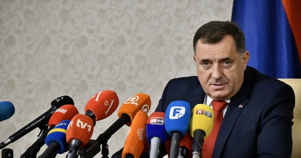 Dodik: Komšić je Macronu saopćio lični stav, a ja bih se zahvalio ... Dodik: Komšić je Macronu saopćio lični stav, a ja bih se zahvalio ...