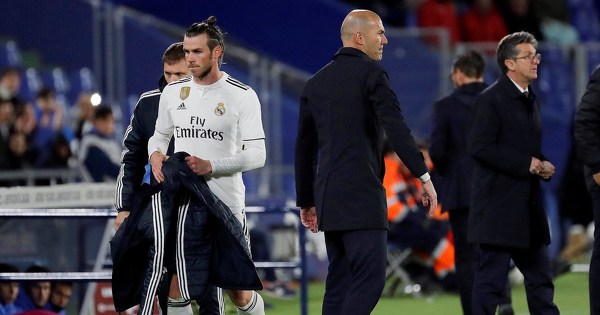 Bale može da ga ne voli, ali Zidane je danas pokazao da mu je pravi ... Bale može da ga ne voli, ali Zidane je danas pokazao da mu je pravi ...