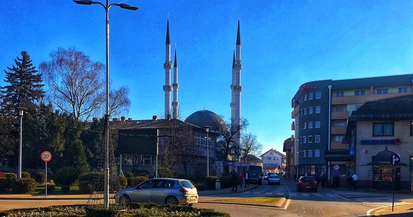 Sanski Most: Grad na devet rijeka i sa džamijom sa četiri munare