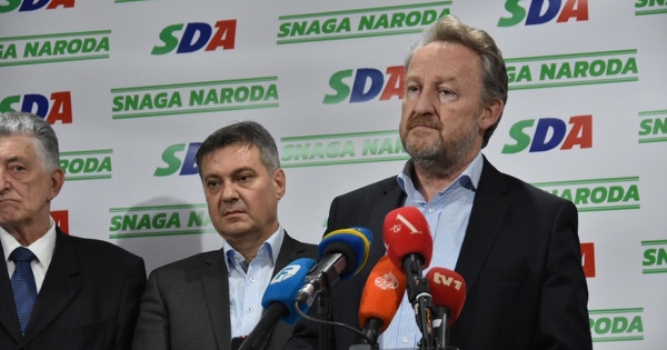 SDA: Uporno se plasira neistina da Bošnjaci i stranci preglasavaju Srbe ... SDA: Uporno se plasira neistina da Bošnjaci i stranci preglasavaju Srbe ...