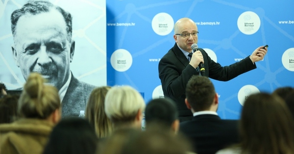 Naučnik Igor Rudan: Dva ekstremna scenarija protiv koronavirusa i ...