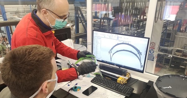 Plastoflex iz Gračanice pokrenuo proizvodnju zaštitnih vizira za ...