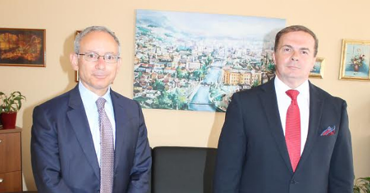 Novi italijanski ambasador Marco Di Ruzza stigao u BiH, predao kopije ...