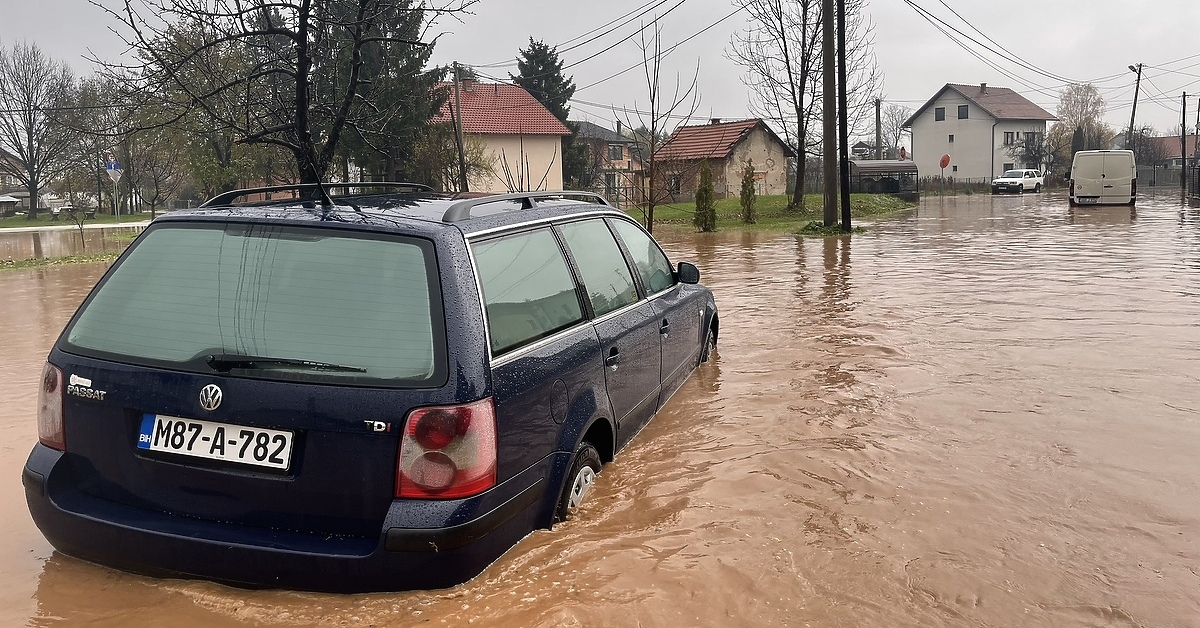Vlada Kantona Sarajevo održava hitnu sjednicu zbog poplava