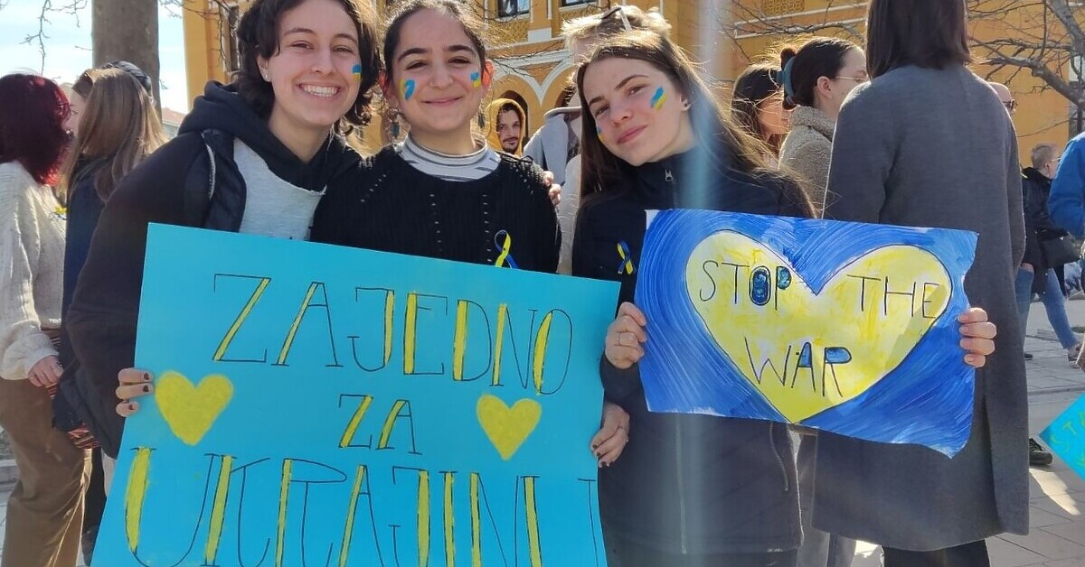 U Mostaru održana šetnja za mir u znak solidarnosti s narodom iz Ukrajine