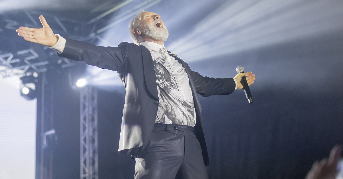 Dino Merlin za decembar najavio koncert u Wiener Stadthalle u Beču ...