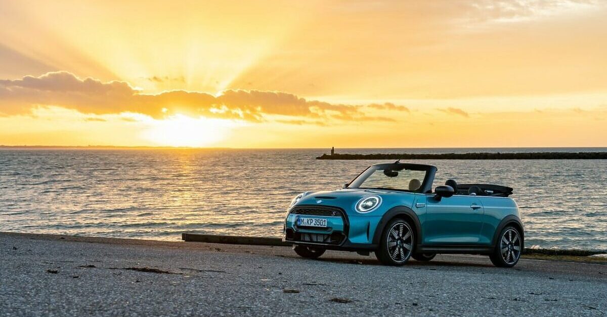 MINI specijalnim modelom proslavlja 30. godišnjicu svojih kabrioleta