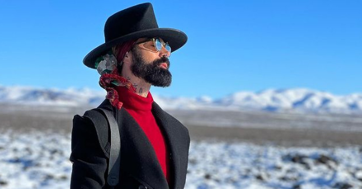 Božo Vrećo očarao izdanjem u mini haljini: Imaš bolje noge nego ...