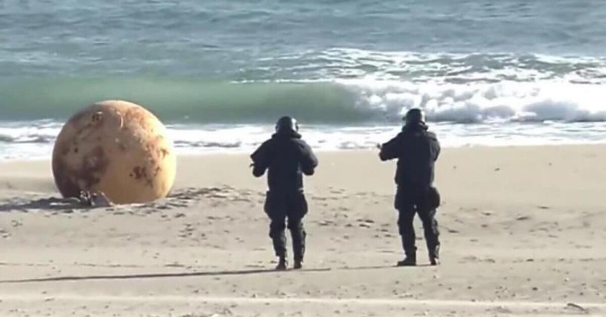Misteriozna kugla se pojavila na japanskoj plaži