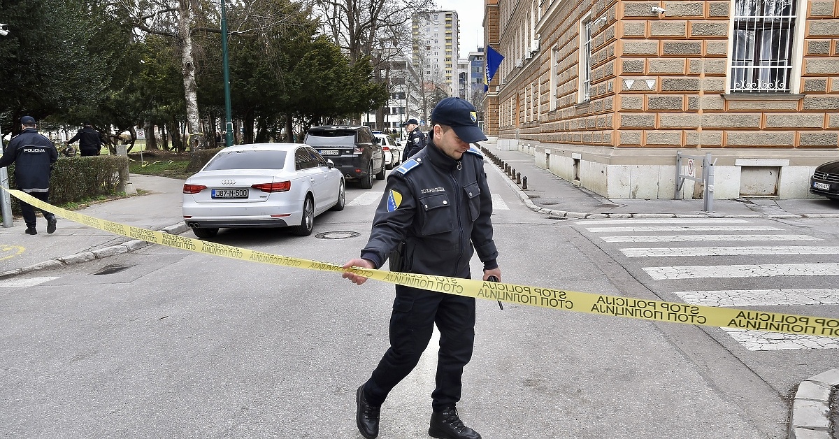 Policija na nogama: Dojava o postavljenim bombama u četiri suda u Sarajevu