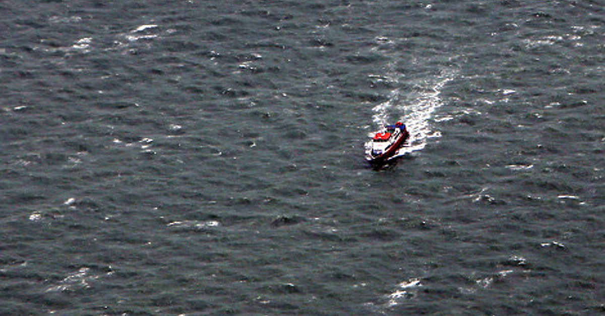 Jedna osoba poginula, tri povrijeđene u talasima koje je podigao snažan ...