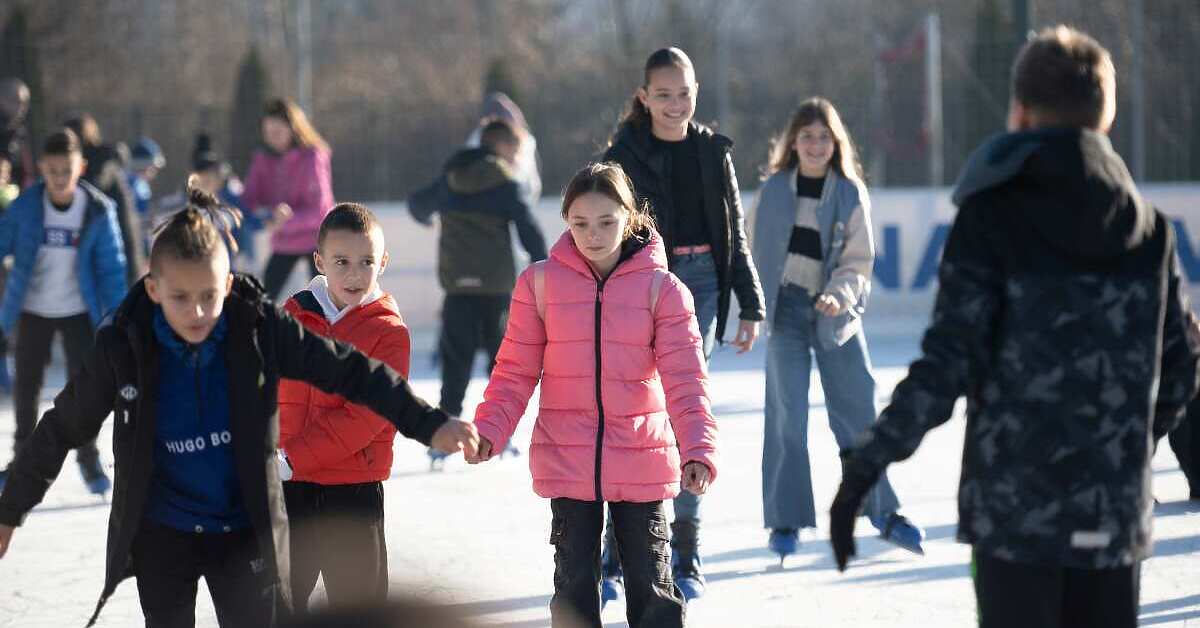 U Centru "Safet Zajko" otvoreno klizalište, ledena ploha će biti ...