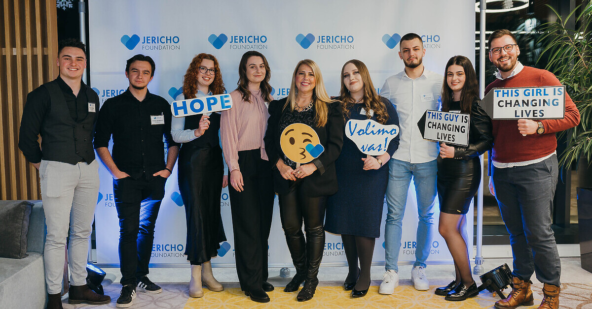 Symphony i Klix.ba organizirali Blue night za podršku Jericho fondaciji ...