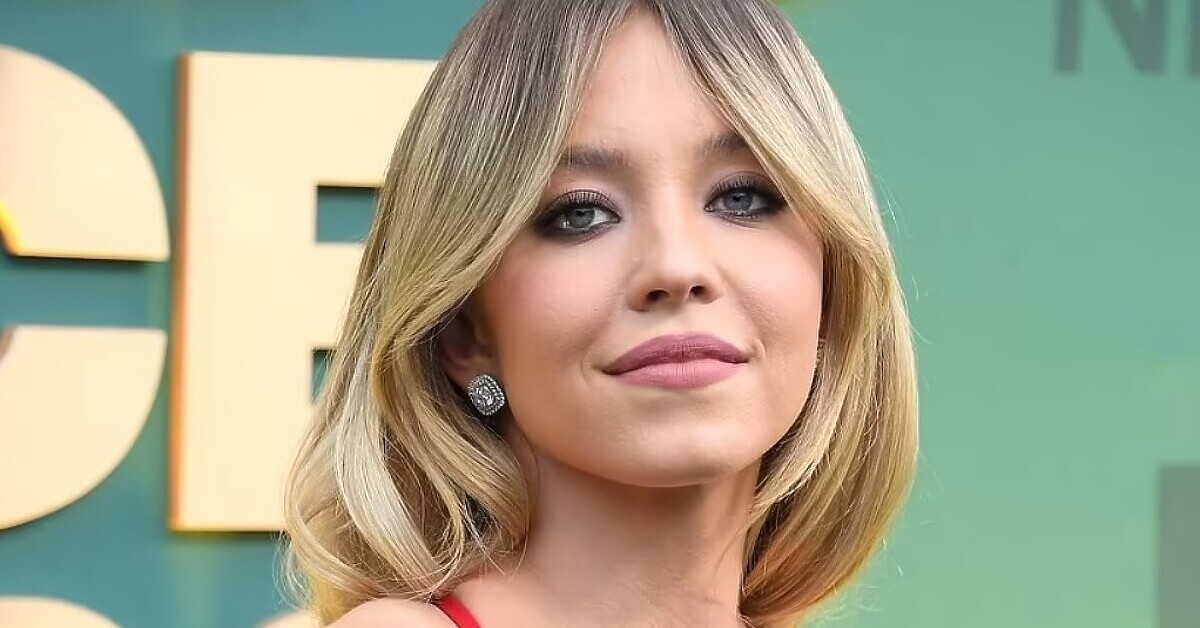 Američka glumica mamila uzdahe, na dodjeli nagrada pokazala bujni dekolte