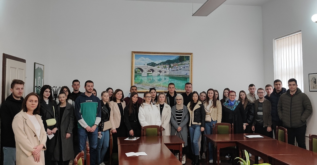 Grad Konjic stipendira 150 studenata i srednjoškolaca u školskoj 2023/ ...