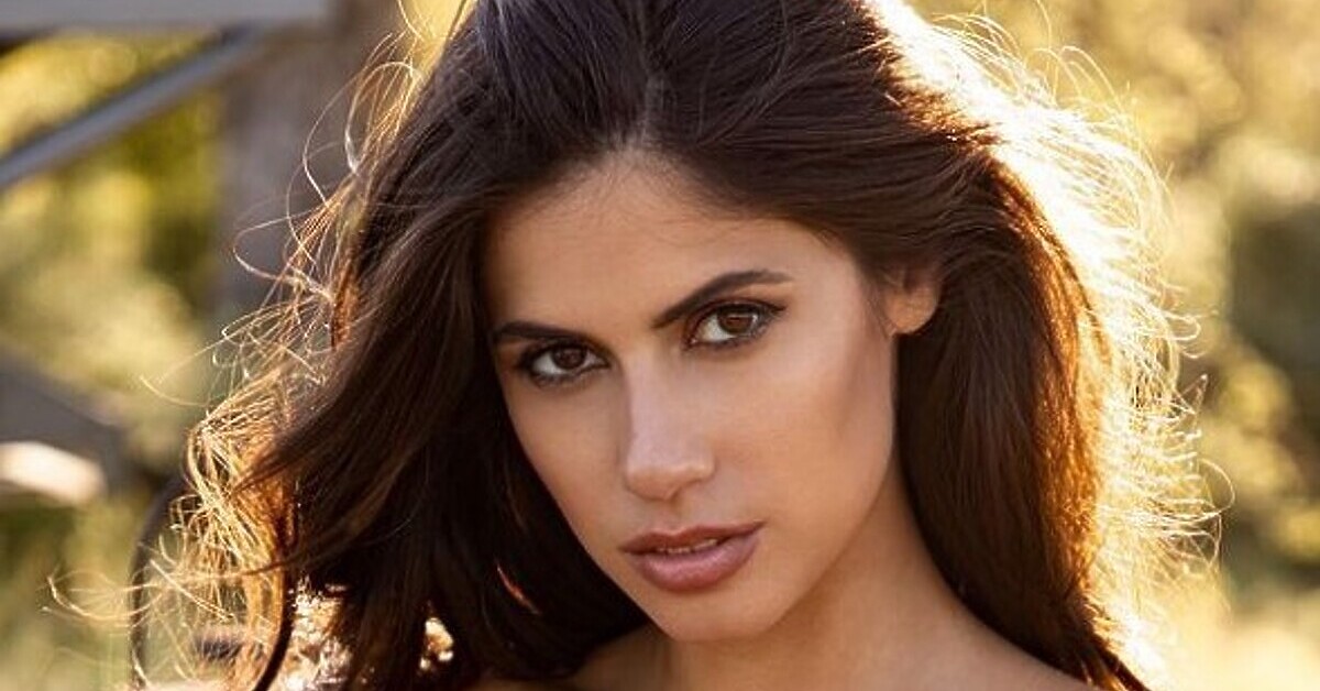 Italijanska manekenka tvrdi da je toliko lijepa da ljudi misle kako ju ...