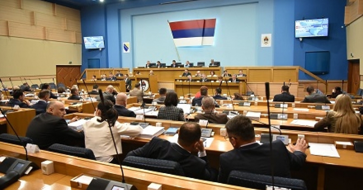 Poslanici iz RS-a u pola 3 ujutru usvojili svoj Nacrt izbornog zakona