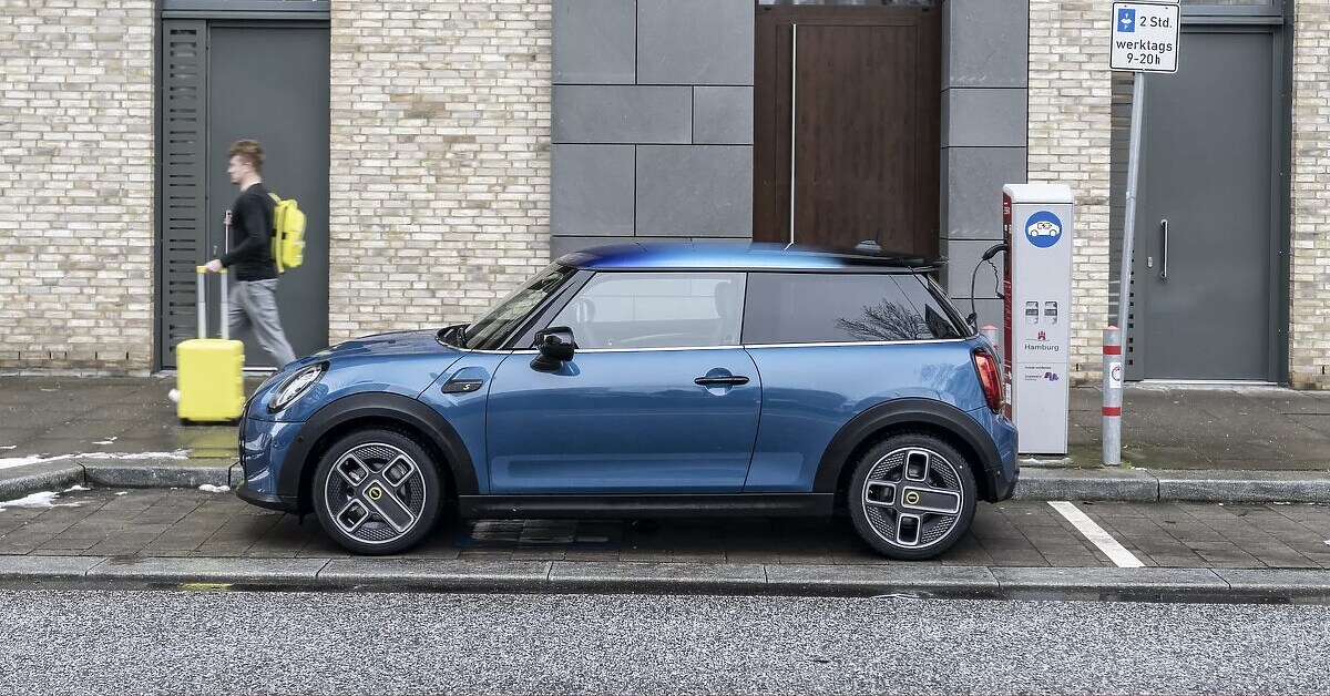 Mini opozvao Cooper SE zbog rizika od zapaljenja baterije