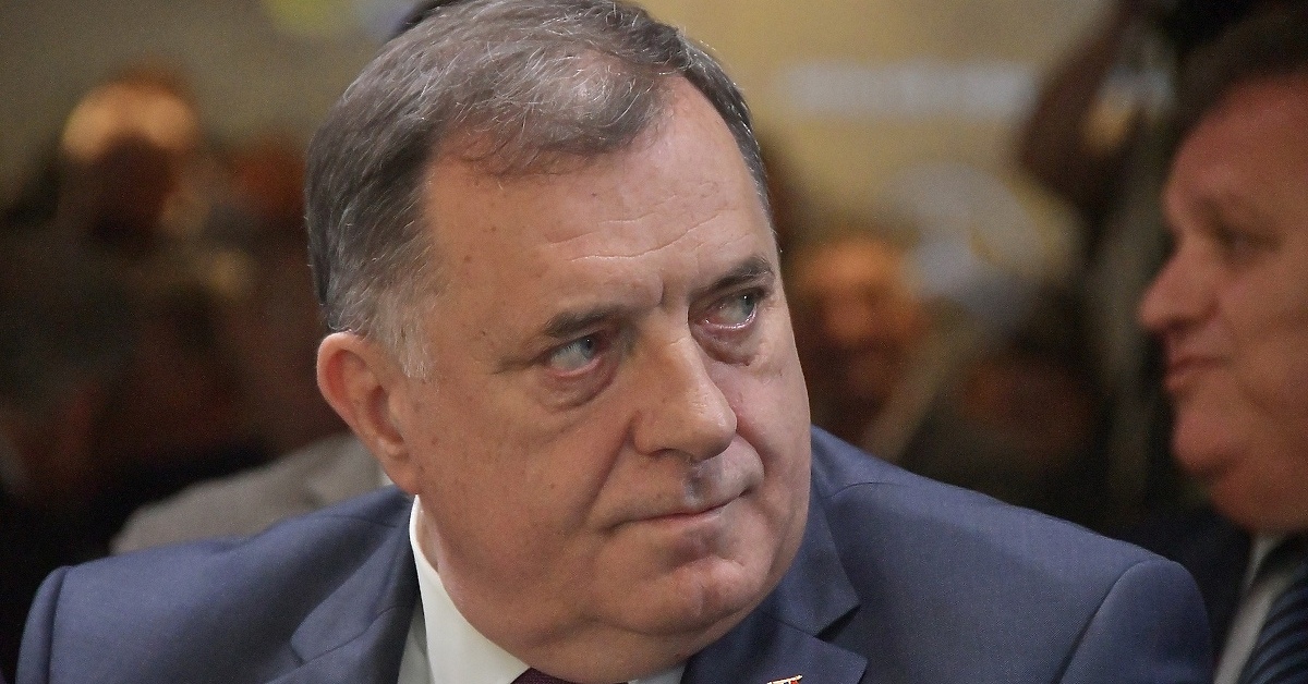 Dodik o promjeni imena Srebrenice: Nemam ja tu šta uraditi, svidjelo se ... Dodik o promjeni imena Srebrenice: Nemam ja tu šta uraditi, svidjelo se ...