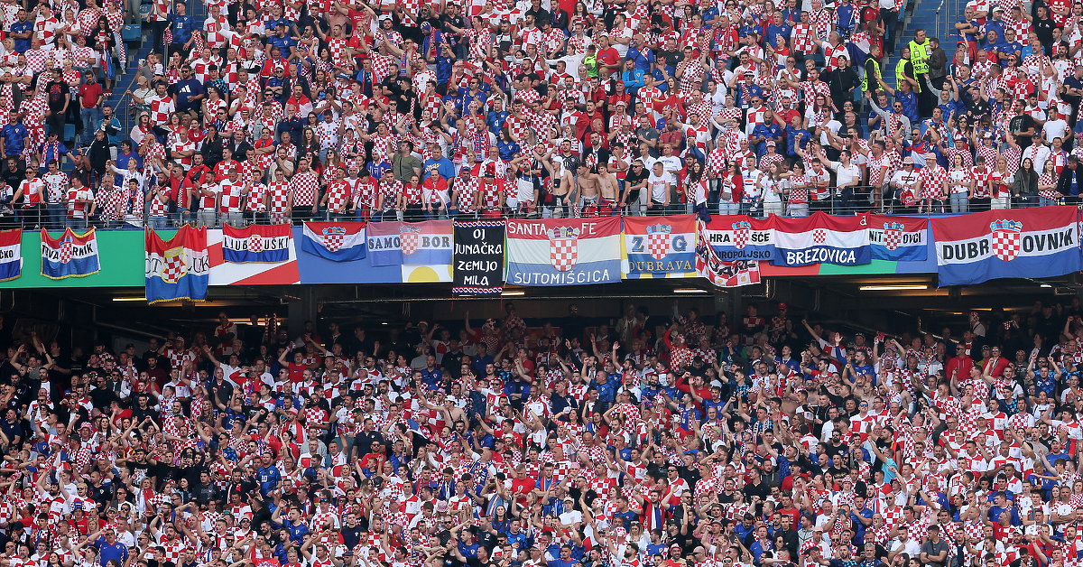 Srbija prijeti napuštanjem Eura nakon dešavanja na utakmici Hrvatske i Albanije