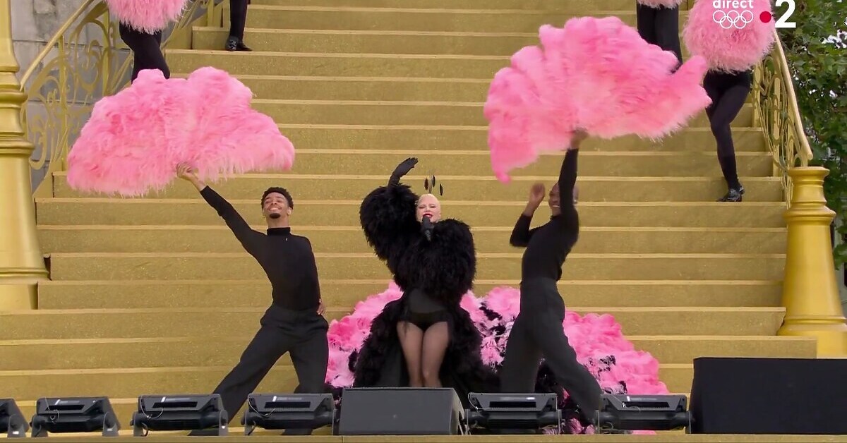 Dok svi pišu o nastupu Lady Gage u Parizu, ona se zapravo nije pojavila ...