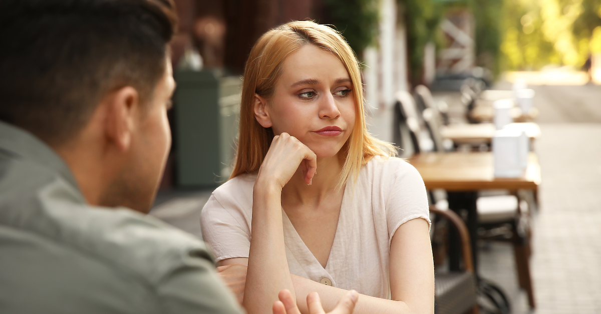 Ova tri pitanja nikad ne biste trebali postavljati na prvom sastanku