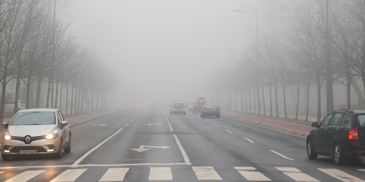 Gusta magla smanjuje vidljivost na pojedinim dionicama puteva u BiH