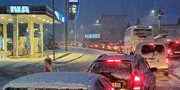 Dvije osobe povrijeđene u sudaru kod Kiseljaka, kolaps na više puteva