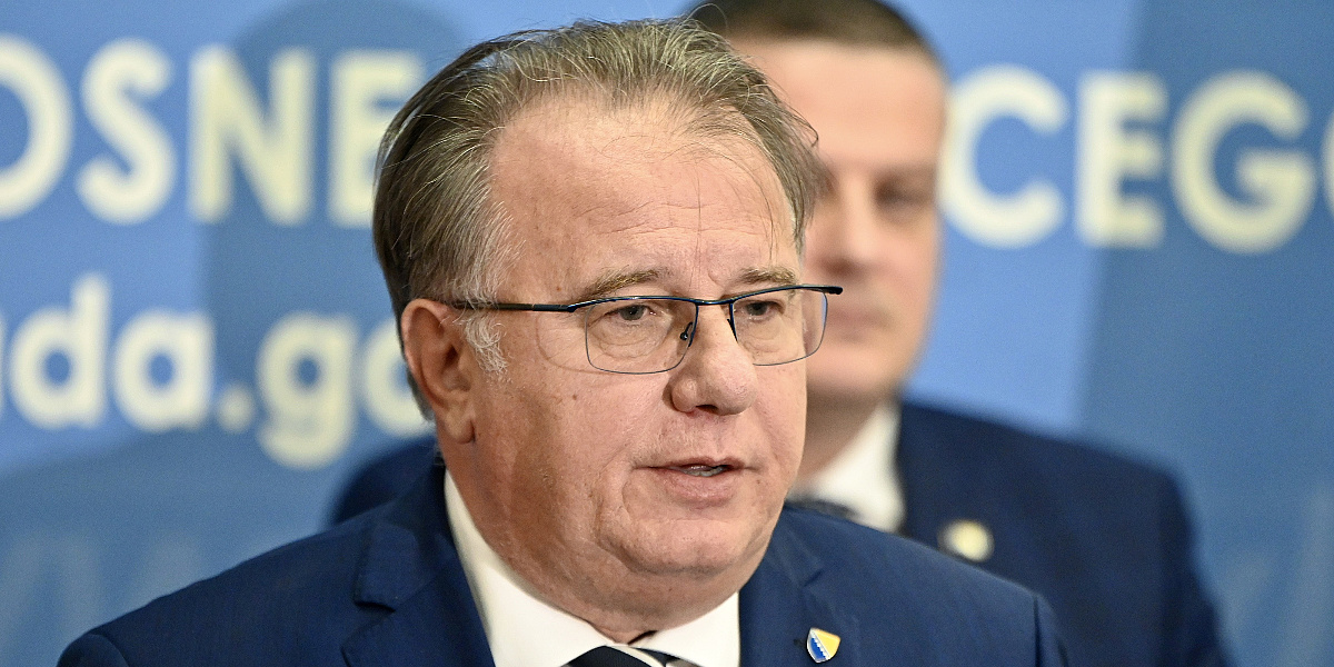 Nikšić: Neki ne žele jaku radničku klasu, idite u "banana" države pa ...