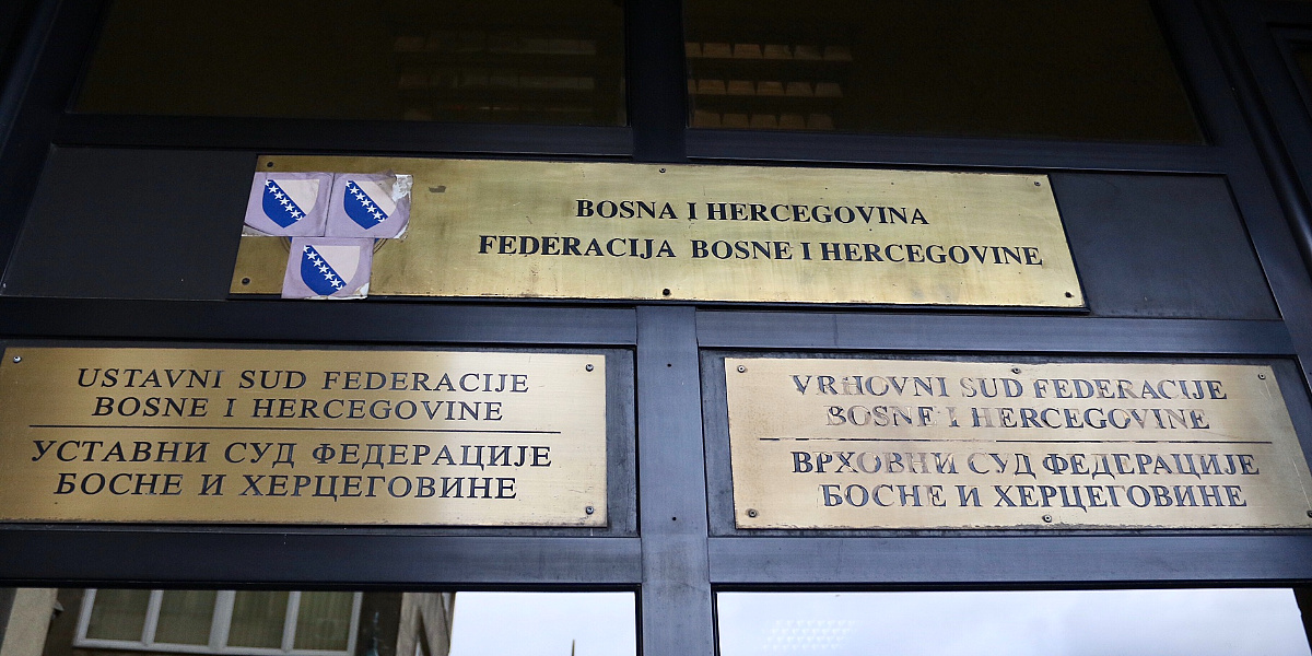 Ovo je biografija prvorangiranog kandidata za sudiju Ustavnog suda FBiH ...