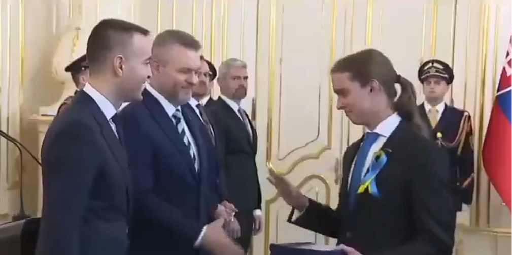 Snimak učenika koji se odbio rukovati sa slovačkim predsjednikom obišao ...