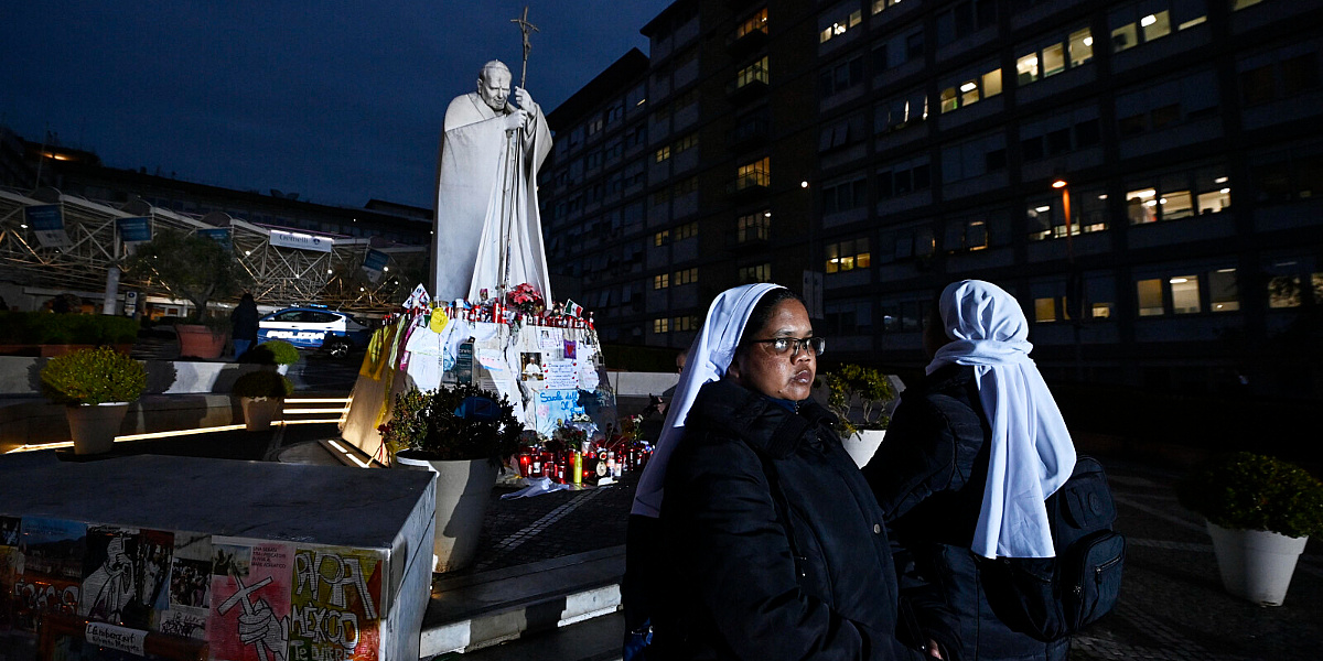 Vatikan objavio nove informacije o zdravstvenom stanju pape Franje