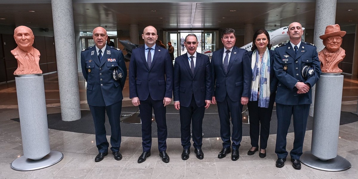 Hrvatski ministar odbrane posjetio kompaniju Dassault pa najavio ...