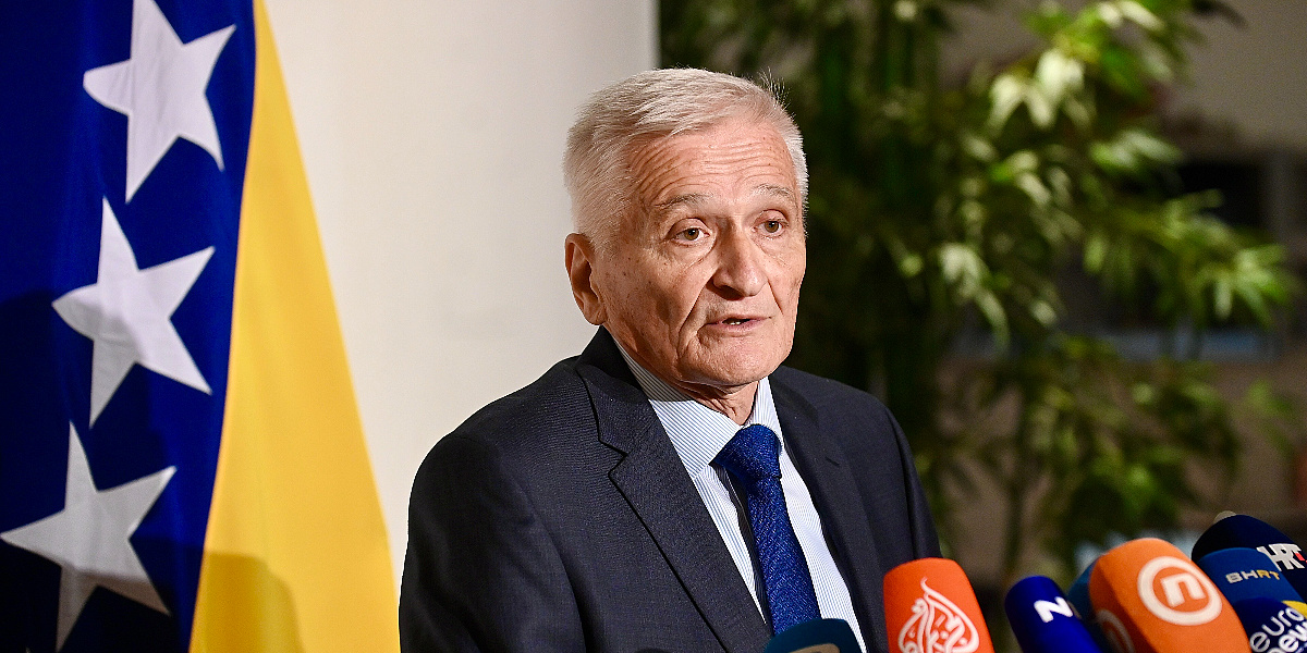 Špirić optužio Trojku da se priprema za "obračun" sa SDA: Ovo što SNSD radi na sjednici nije magija